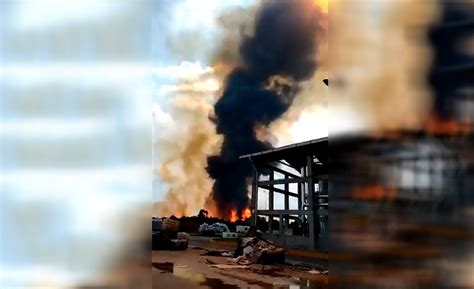 Ducto De Pemex Explota Dejando Un Muerto Y Daños En Tabasco