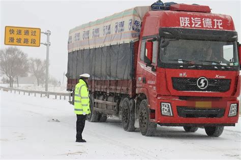 会宁公安“点线面”结合，奏响除雪保畅平安曲澎湃号·政务澎湃新闻 The Paper