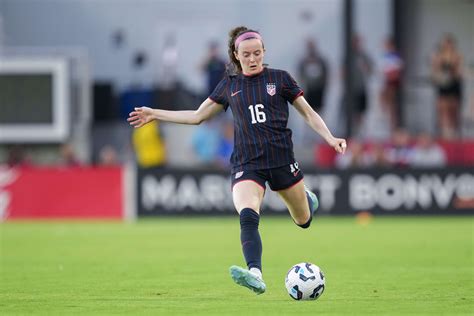 The Skys The Limit Rose Lavelle Claire Hutton And Avery Patterson