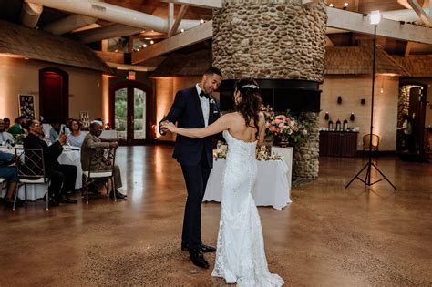 Strobe Flash Vs Continuous Lighting Which One Is Best For Me Formed From Light