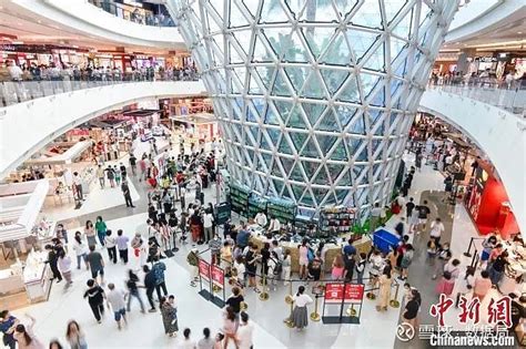 海南全岛封关，意味着什么？ 3月30日晚间，海南启动全岛封关运作准备冲上了微博热搜第一。有专家认为，这是要把海南打造为“香港佛罗里达