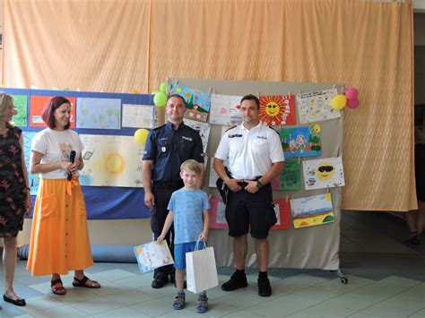 Bezpieczne Wakacje Spotkanie Z Policjantami Przedszkole Nr 24 W
