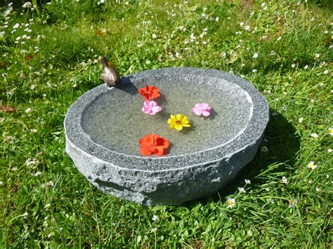 Naturstein Granit Garten Haus Steinmetz Vogeltränke Aschenbecher