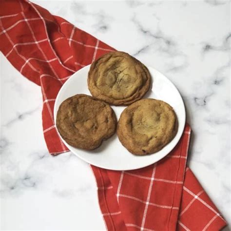{copycat} Great American Cookies Chocolate Chip Cookie Recipe