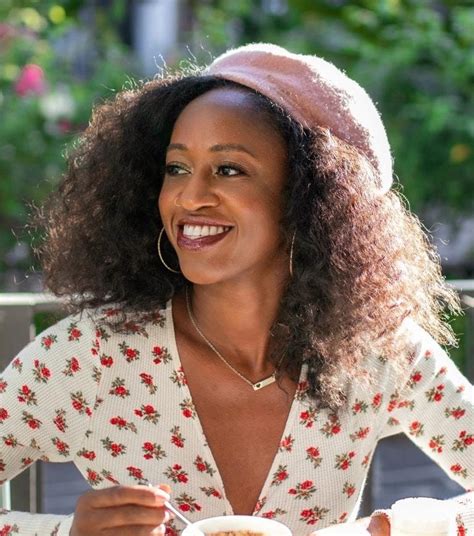 One Girl One World If Youre A Female Travel Blogger Yourself One Girl