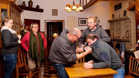 Lokalverein Lotte Westerkappeln Feiert Wieder Mit Theaterstück