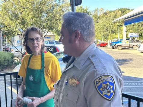 Chp Officers Chat With Locals At Lop Starbucks For Coffee With A Cop Event News
