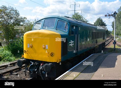 Class 45 Diesel Electric Locomotive 45041 Royal Tank Regiment Arrives