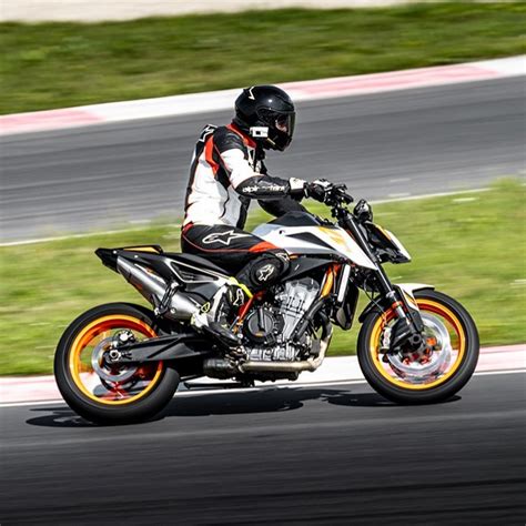 Ruslan Leviev Youtube