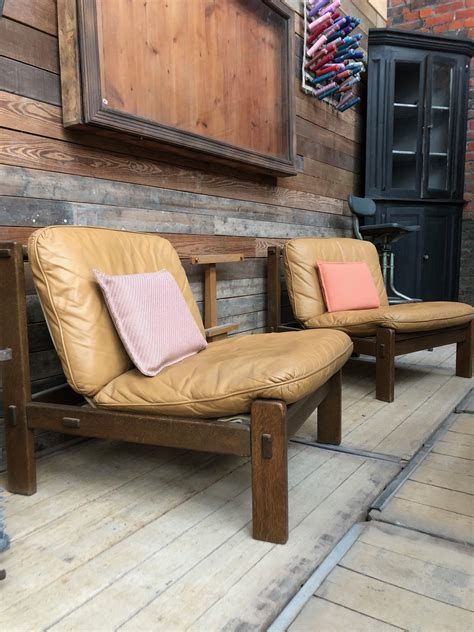 Paire De Fauteuils Vintage En Cuir Nord Factory