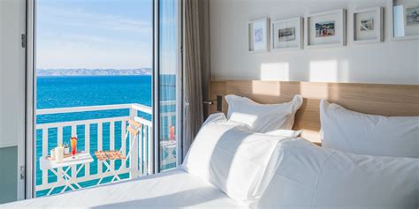 Les Bords De Mer Hôtel And Restaurant Sur La Plage Des Catalans Marseille