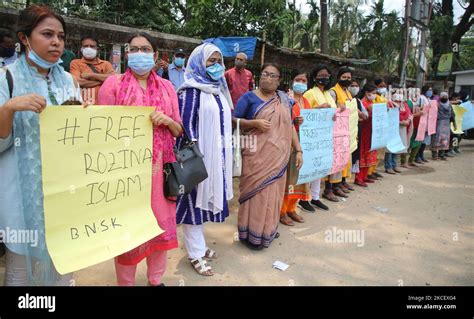 Journalists Hold A Demonstration In Front Of The Secretariat In Dhaka