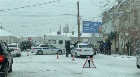 Снег спровоцировал череду ДТП в Астрахани Астраханский листок