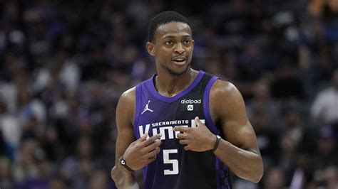 Nba Admits Refs In Kings Vs Jazz Game Missed Two Crucial Foul Calls