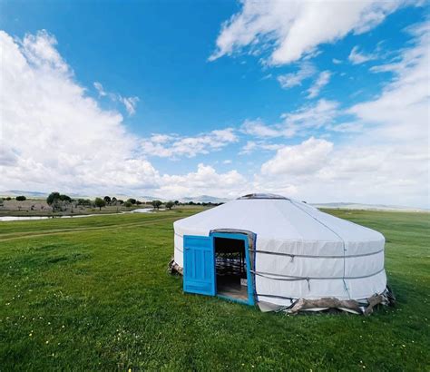 Малчин айлын дэргэдэх гэр түрээс