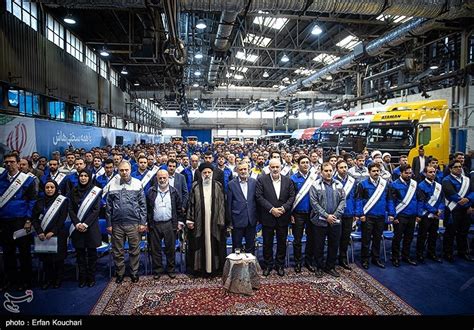 جشنواره ملی تقدیر از کارگران نخبه، گروه های کارگری و واحدهای نمونه عکس