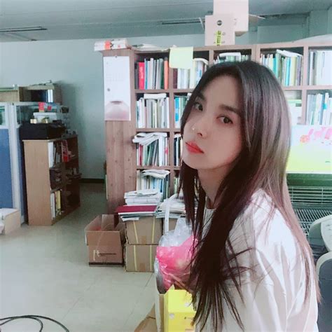 배우 이청아 인스타그램 사진 모음 인스티즈instiz 이슈 카테고리