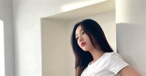 크러쉬♥ 조이 몸매 비주얼 모든 것이 완벽 [인스타]