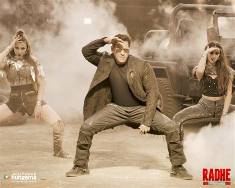 Radhe Your Most Wanted Bhai 2021 Wallpapers Radhe Your Most