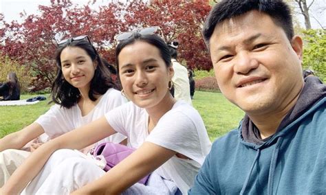 บอย ถกลเกียรติ ปลื้มใจ น้องปราง ลูกสาวสอบติดเศรษฐศาสตร์ จุฬาฯ สวยเก่งจริงๆ