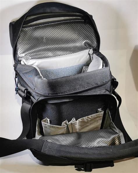 Fototasche Loewepro Nova 2 Gebraucht in Oberwangen b Bern für CHF 15