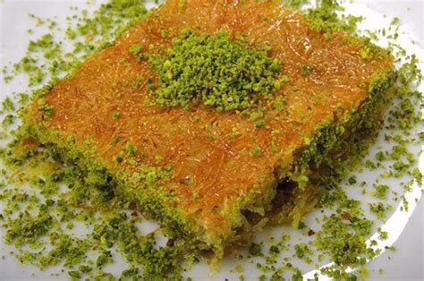 KADAYIF TATLISI TARİFİ NASIL YAPILIR Geleneksel Sütlü ve Diyet Tatlı Tarifleri Gastromanya