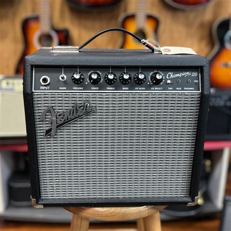 Used Fender Champion 20 Guitar Combo Amplifier Microphone Kits