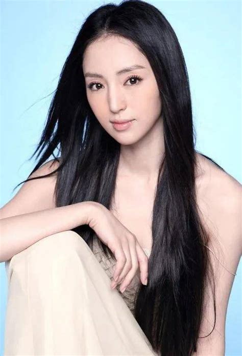 董璇：优雅唯美又迷人 搜狐大视野 搜狐新闻