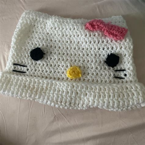 💕 Handmade Crochet Hello Kitty Hat💕 Repoping From Depop