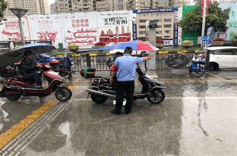 文明城市巩固提升 我们在行动车站