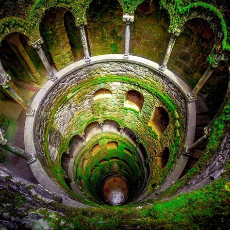 Lost in History LovepaidLove Twitter Orte Gebäude Burg