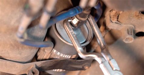 Anleitung OPEL Astra H GTC A04 Kraftstofffilter Wechseln Anleitung