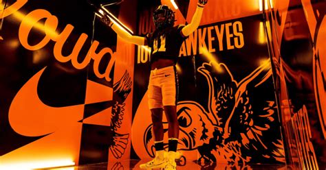 Tilson Enjoys Iowa Official Visit