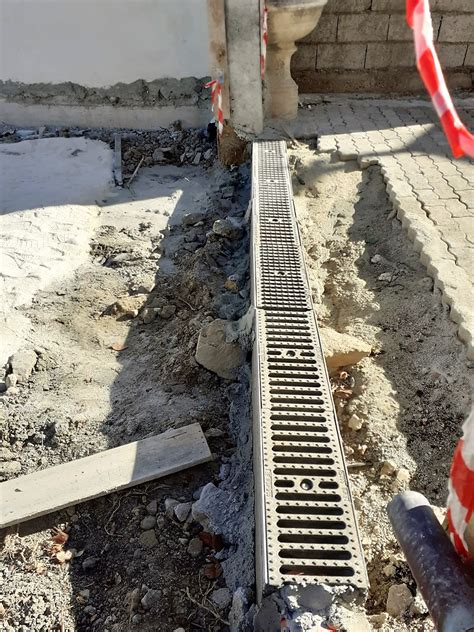 Il Pericoloso Accesso Al Cimitero Nuovo Milocca Milena Libera