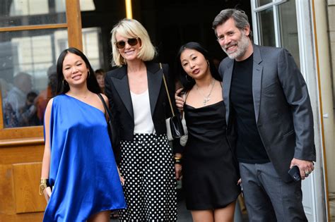 Photo Jalil Lespert Laeticia Hallyday et ses filles Jade et Joy à