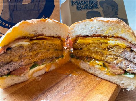 バンズが絶品！大人気ハンバーガー店「masajiro Burger小倉北店」