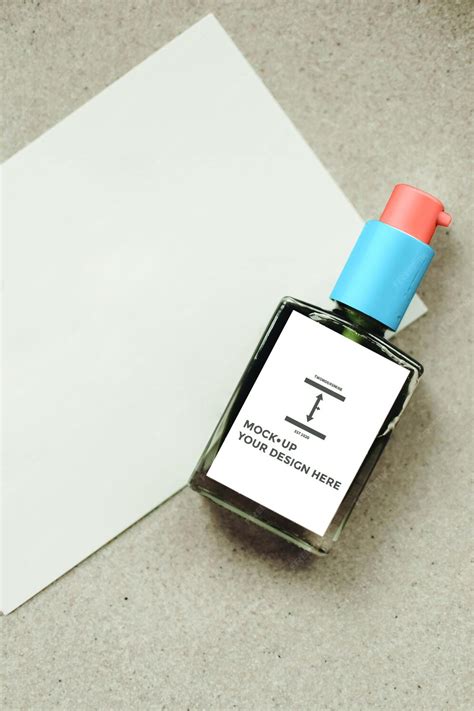 Premium Psd Mockup Bottle Serum