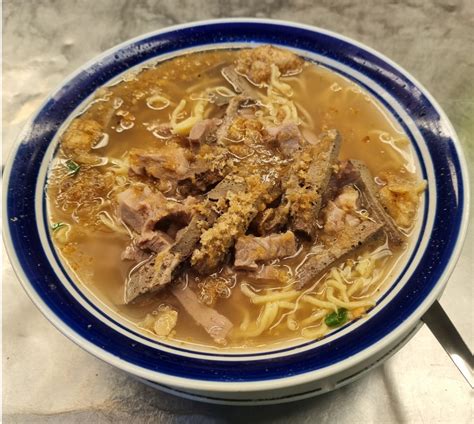 Try Lapaz Batchoy Iloilo City