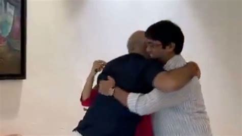 Video Shows How Top Tense Aap Leaders Reacted When Arvind Kejriwal