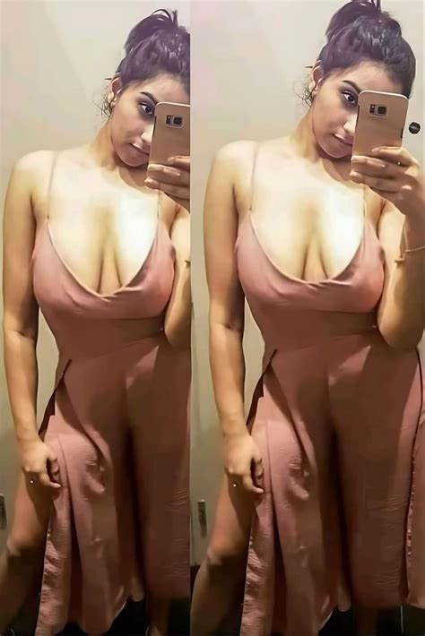 Malavika Jayaram 🔥 Rmalluhorny