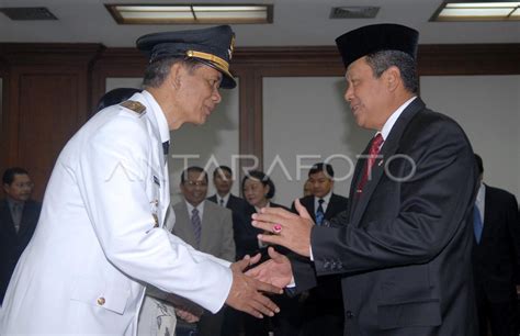PEJABAT GUBERNUR MALUT ANTARA Foto