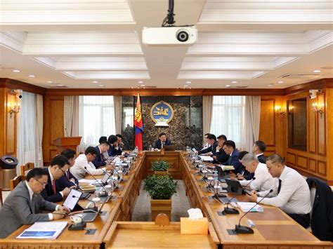 Г Занданшатар Засгийн газар тусгай хамгаалалттай газар нутагт гар хүргэхгүй Ноён уулаа ухахгүй