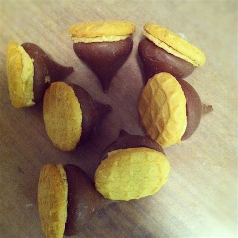 Yummy Mini Nutter Butters And Hershey Kisses Nutter Butter Yummy Sweet