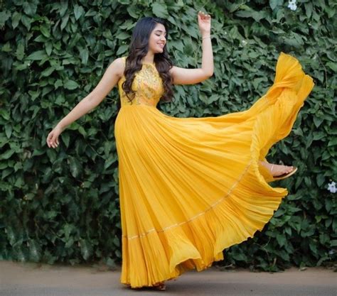 Krithi Shetty Aka Krithi Shetti Photos Stills And Images