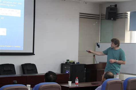 测绘学院举办“地球行星数据应用与解释”国际学术研讨会 武汉大学测绘学院