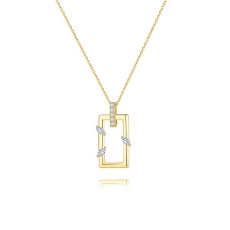 The Story Behind Kaitlan Collins Signature Gold Necklace Trendolla