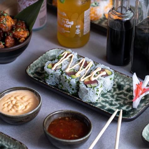 Le Concombre Dans Les Sushis Hanami