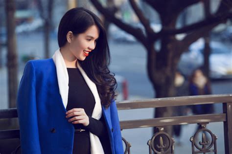 Ngọc Trinh Chào Xuân Mới Quyến Rũ