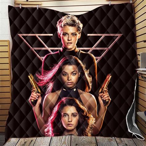 Charlies Angels Kristen Stewart Naomi Scott Ella Balinska Quilt Blanket