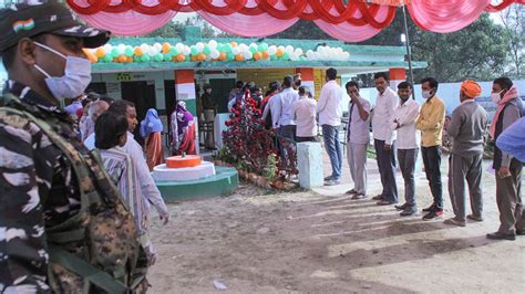 Fifth Phase Voting Begins In 61 Assembly Seats In Up